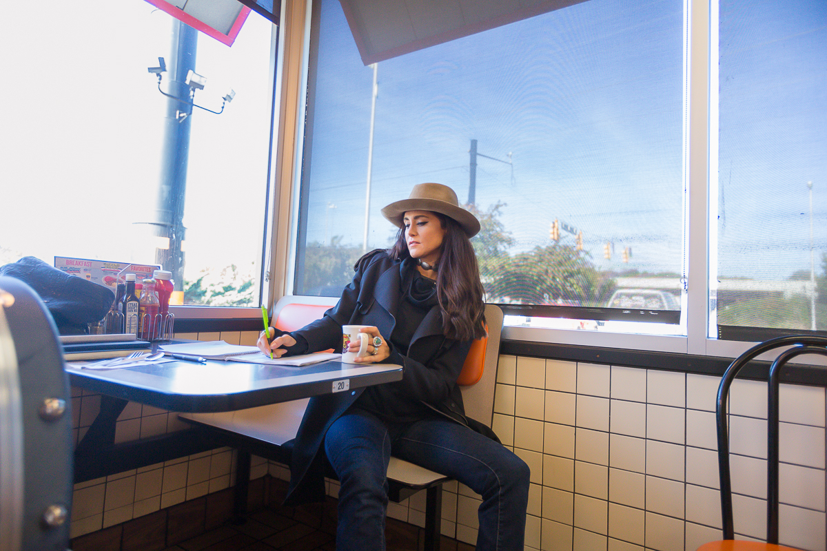 I-don't-want-to-be-famous-Grace-Askew