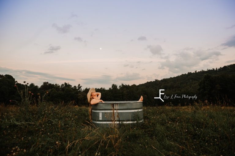 Ashlyn | Beth Dutton Photo Shoot | Taylorsville NC - Laze L Farm ...