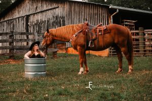 Beth Dutton Inspired Photo Shoot | Taylorsville NC - Laze L Farm ...