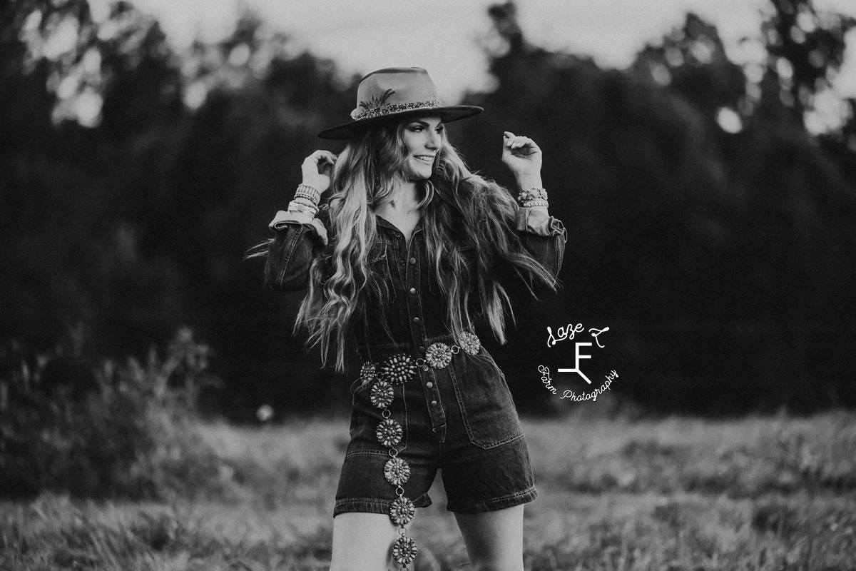 Wendy | Western Fashion Photoshoot | Taylorsville, NC - Laze L Farm ...