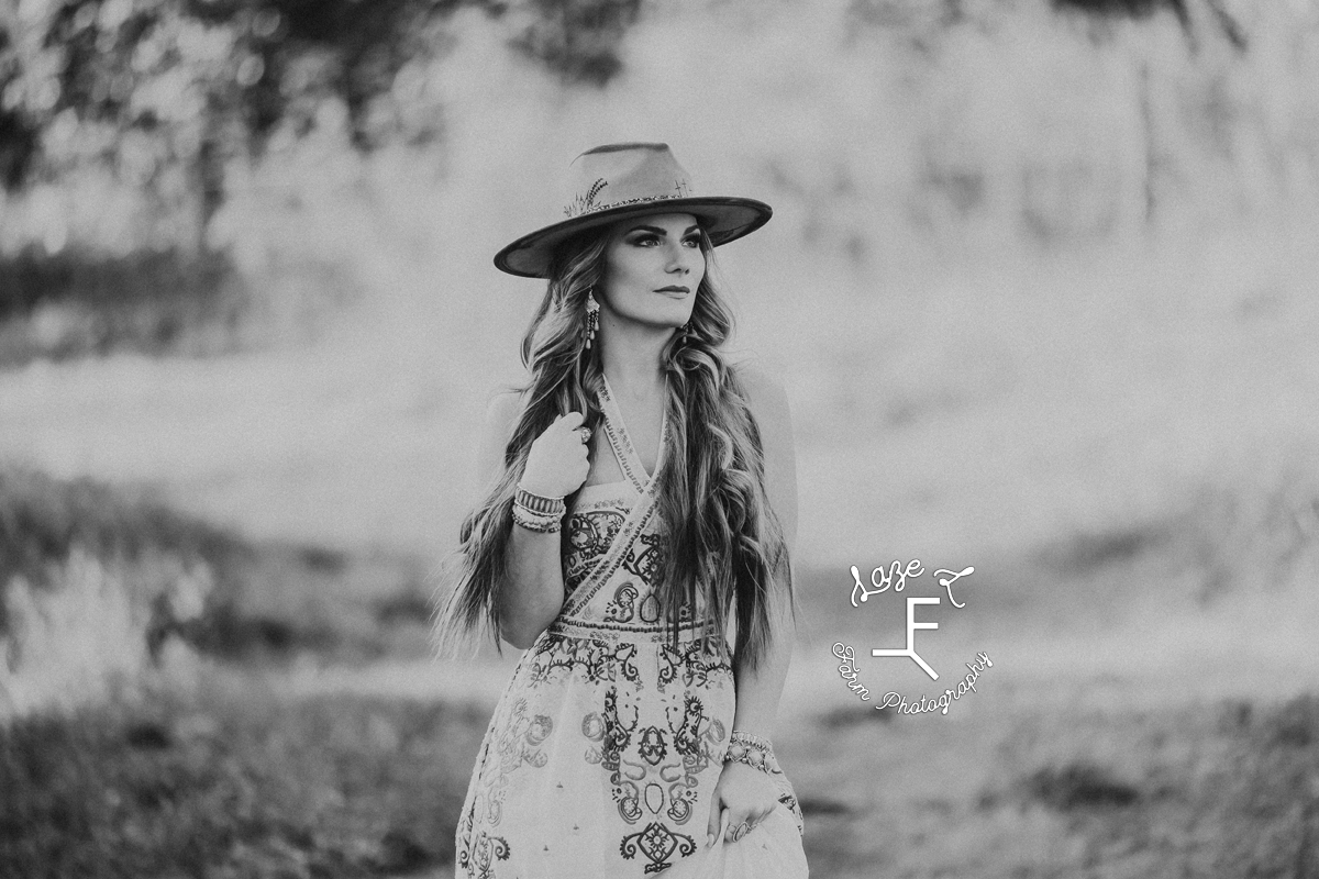 Wendy | Western Fashion Photoshoot | Taylorsville, NC - Laze L Farm ...